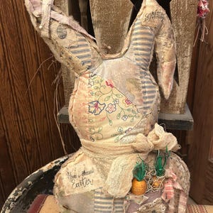 Primitive Quilted Bunny Door Hanger or Leaner - Etsy
