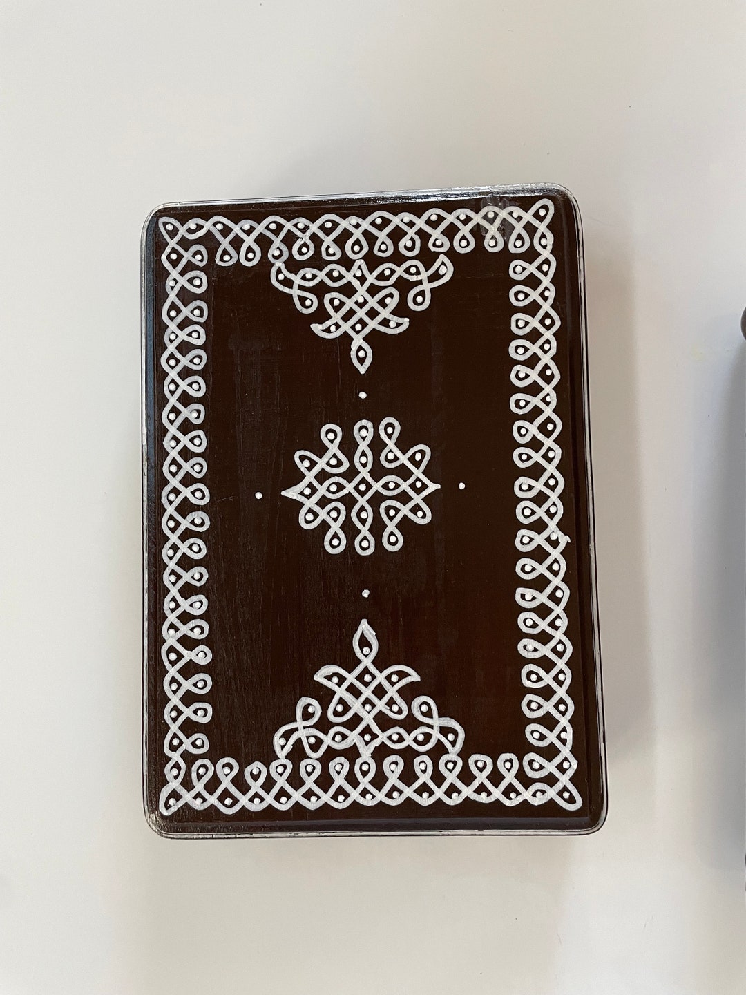 Beautiful 9X5 Inches Wooden Manai/ Peeta /padi/ Painted With Lovely ...