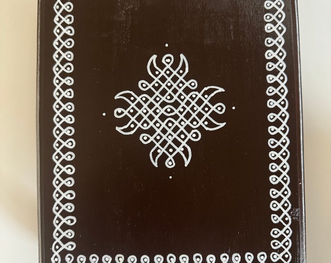 Beautiful (11x8) Wooden Manai/ Peeta Painted With Lovely Kolam/rangoli ...