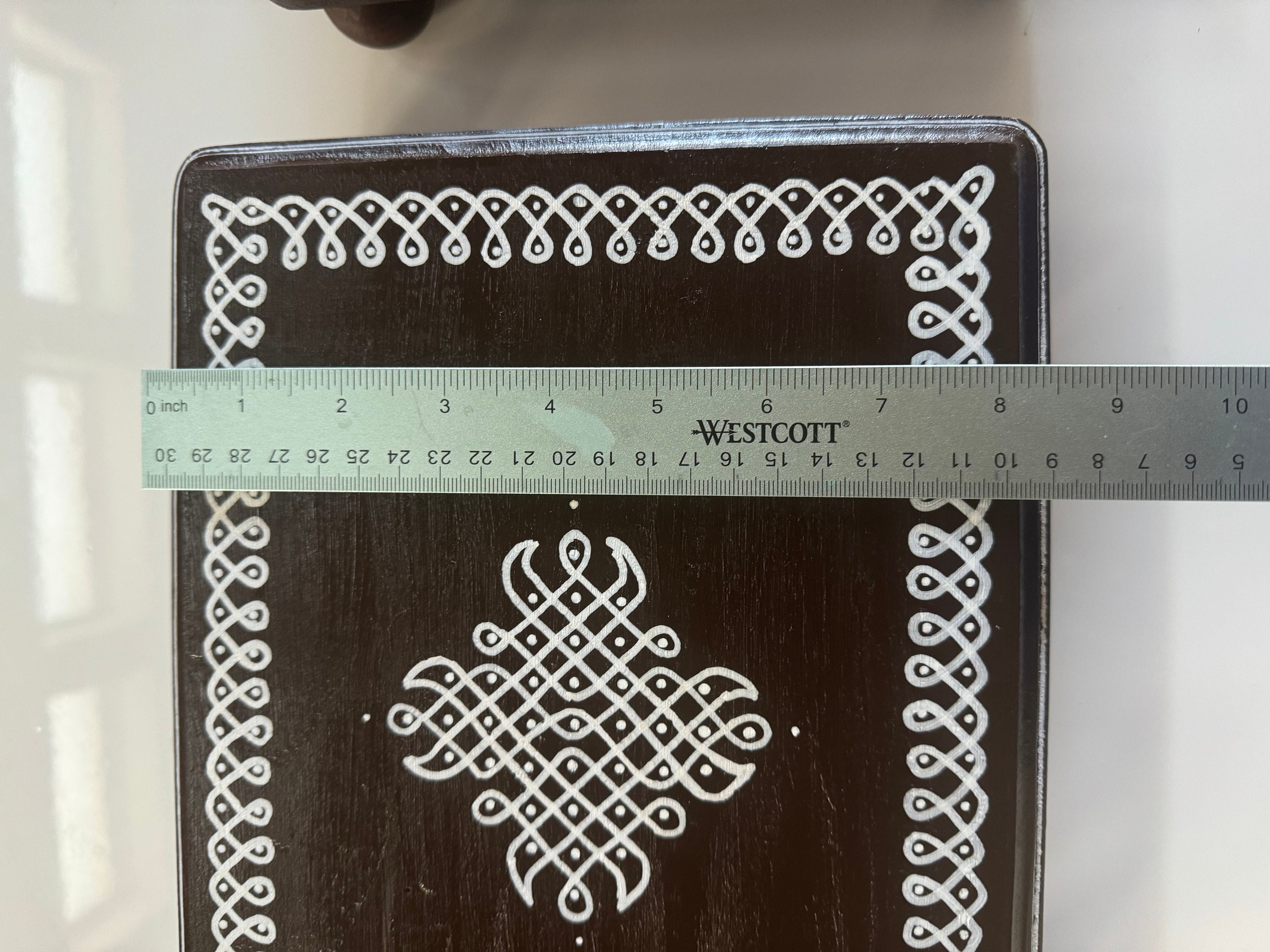 Beautiful 11x8 Wooden Manai/ Peeta Painted With Lovely Kolam/rangoli ...