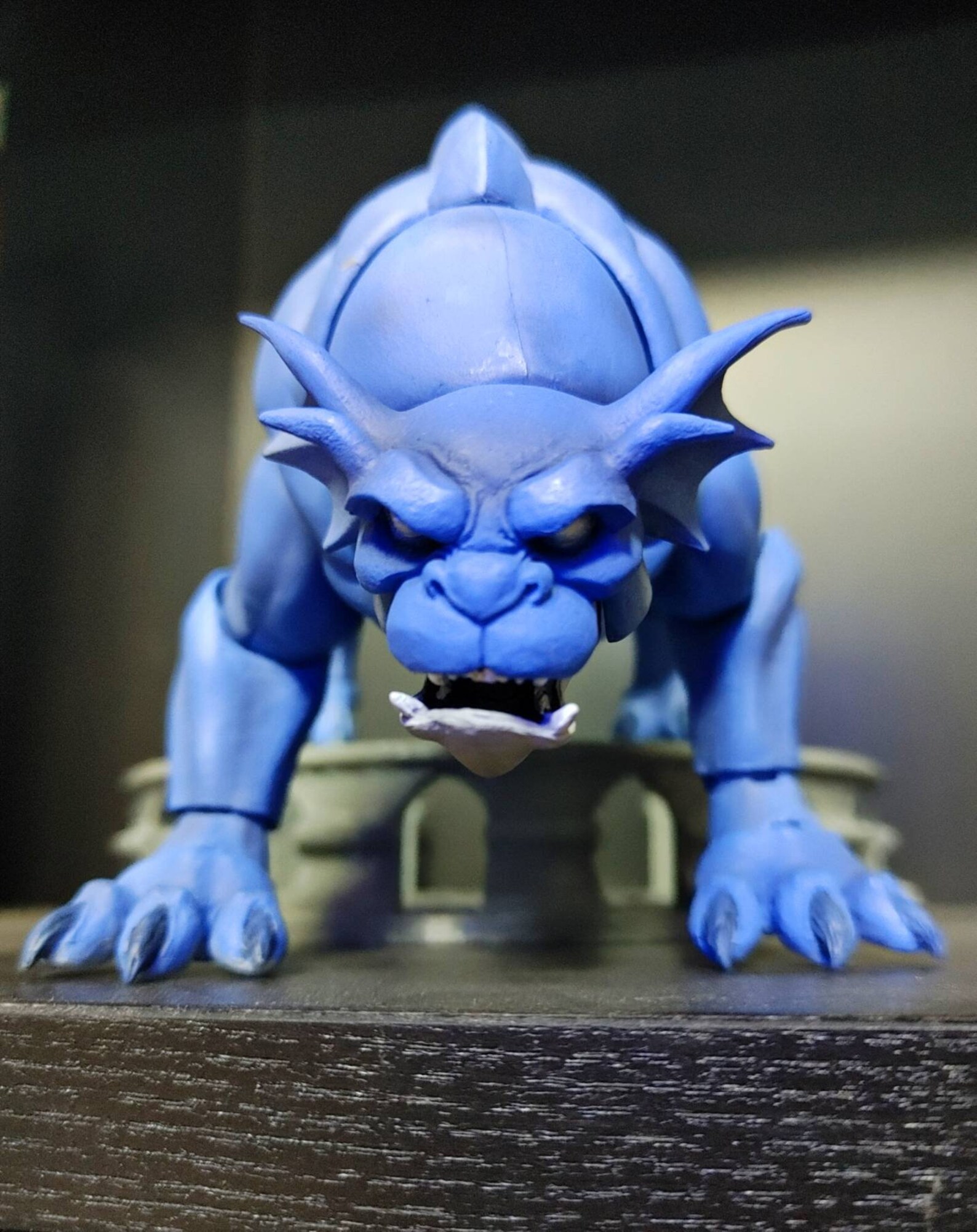 Neca Ultimates Gargoyles Disney Stand - Bronx - Etsy