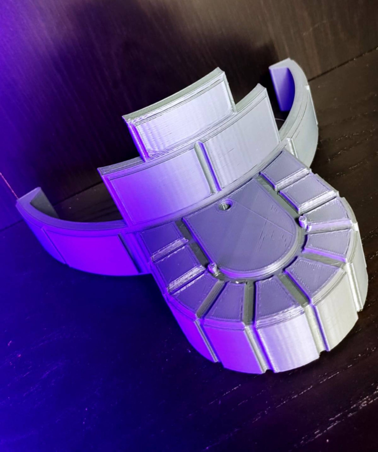 Neca Gargoyles Ultimate Goliath Stand Disney Cathedral Ledge - Etsy