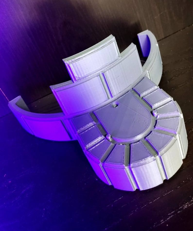 Neca Gargoyles Ultimate Goliath Stand Disney Cathedral Ledge - Etsy