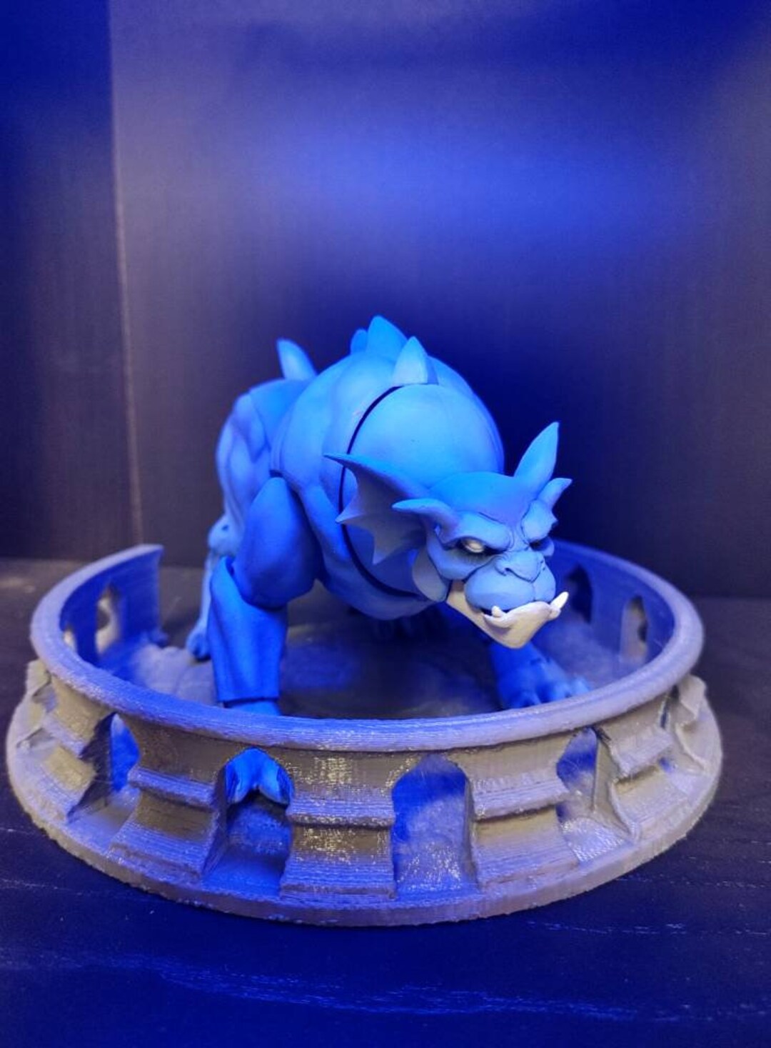Neca Ultimates Gargoyles Disney Stand - Bronx - Etsy