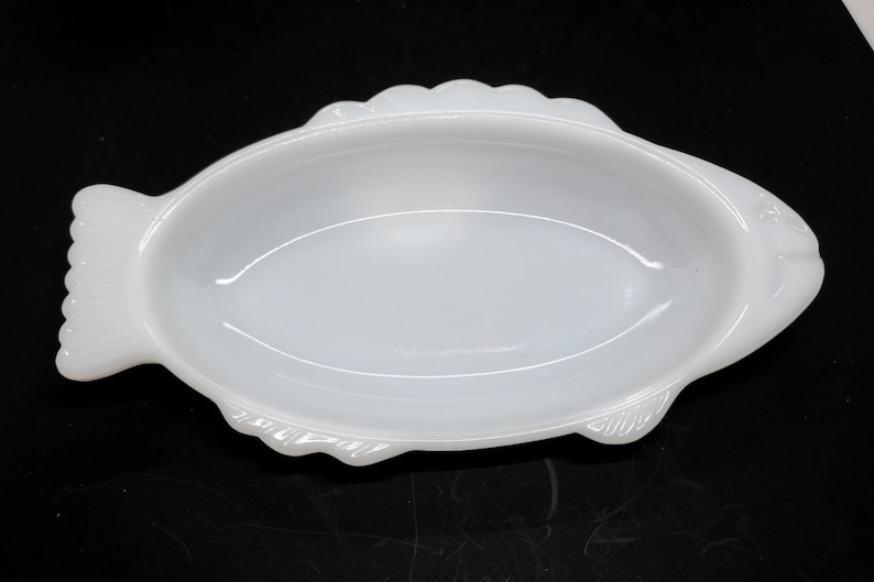 Glassbake Milk Glass Fish-shaped Baking Dish - Etsy