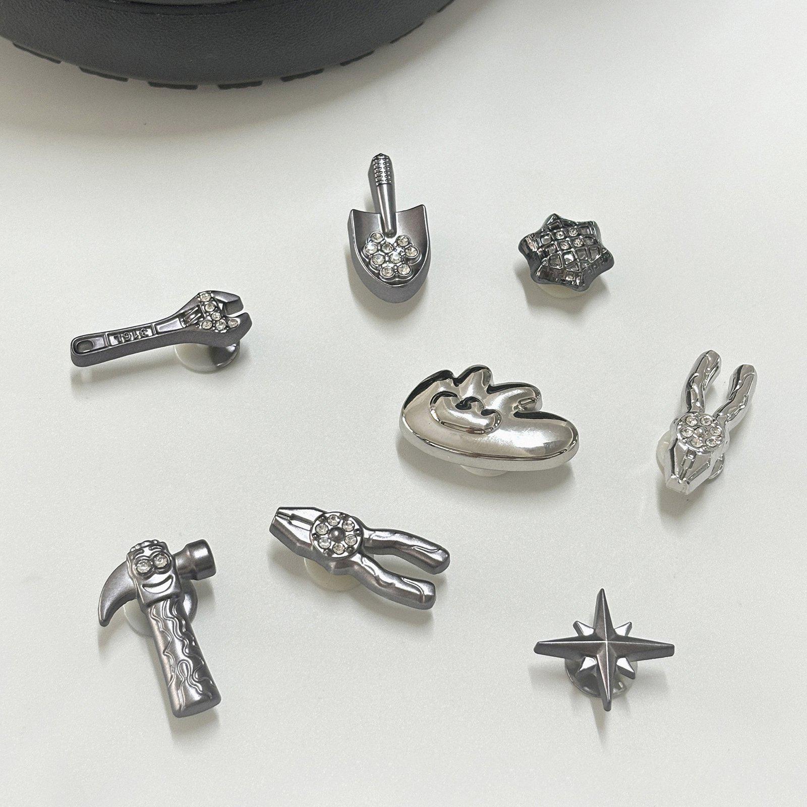 Cool Mental Croc Charms Set for Girls Boys Croc Pin Shoe Charm for Men ...