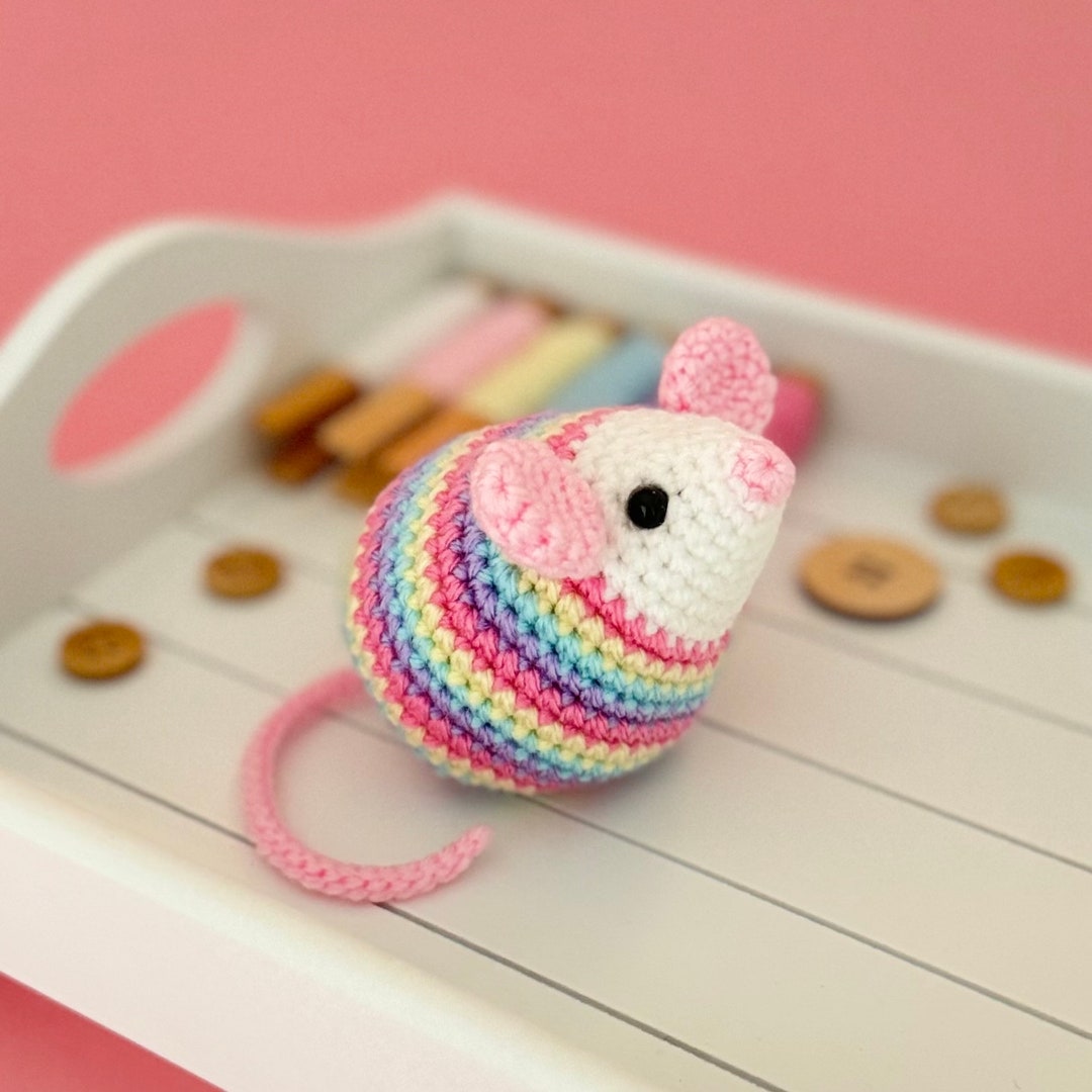 Edna the Yarn Shop Mouse - Easy Amigurumi PDF Crochet Pattern - Etsy