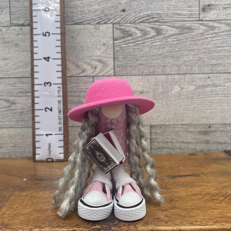 Small Bookworm Gnomes|book Nerd Gnomes|journal Gnomes|girl Gnomes ...