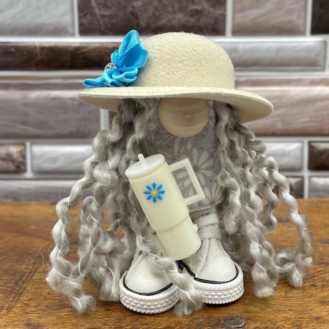 Little Stanley Gnomesgnomesgnomes With Shoesgnomeshandmade Gnomes - Etsy