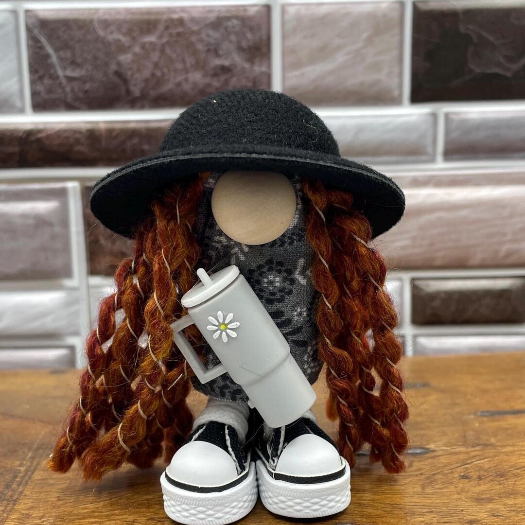 Little Stanley Gnomesgnomesgnomes With Shoesgnomeshandmade Gnomes - Etsy