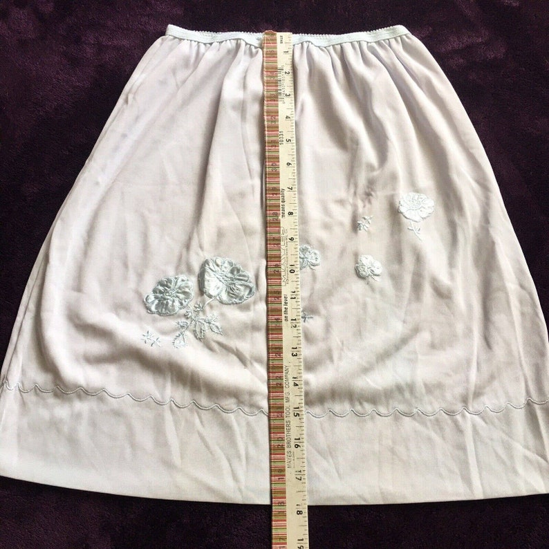 Vintage 100% Nylon Light Blue Half Slip Women’s Size Medium RN 28269 - Etsy