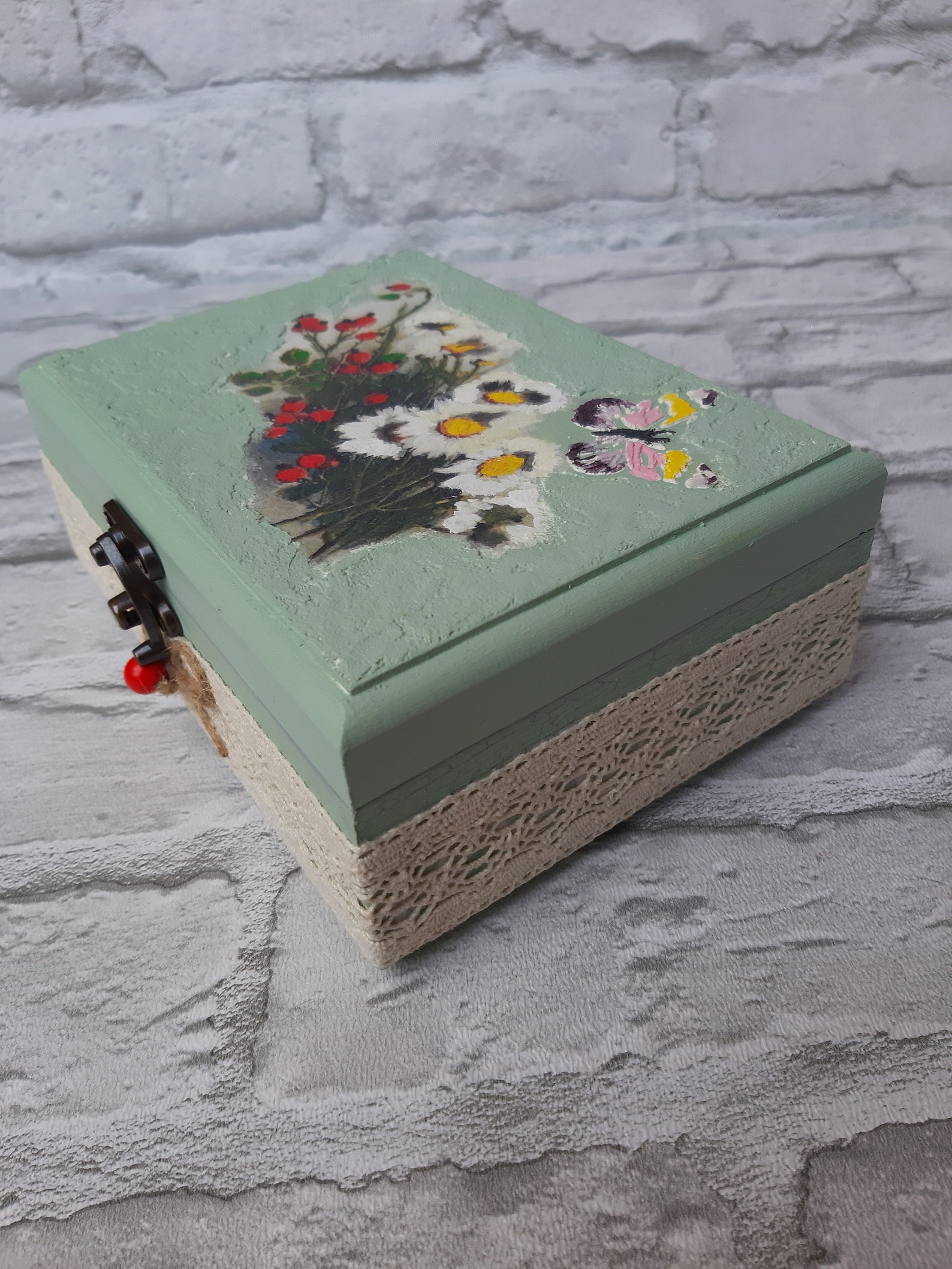 Jewelry Box. Souvenir Box. Embossed Box. Green Box. Wooden Box. A Box ...