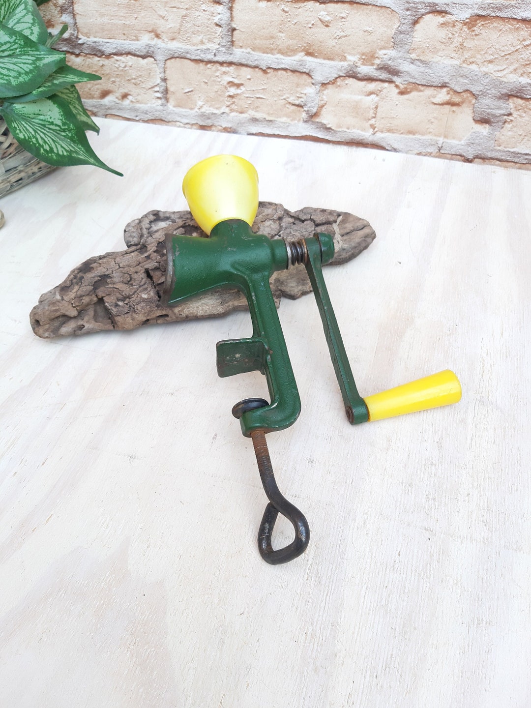 Vintage Nut Grinder, Metal Grinder With Funnel, Retro Kitchen Utensil ...