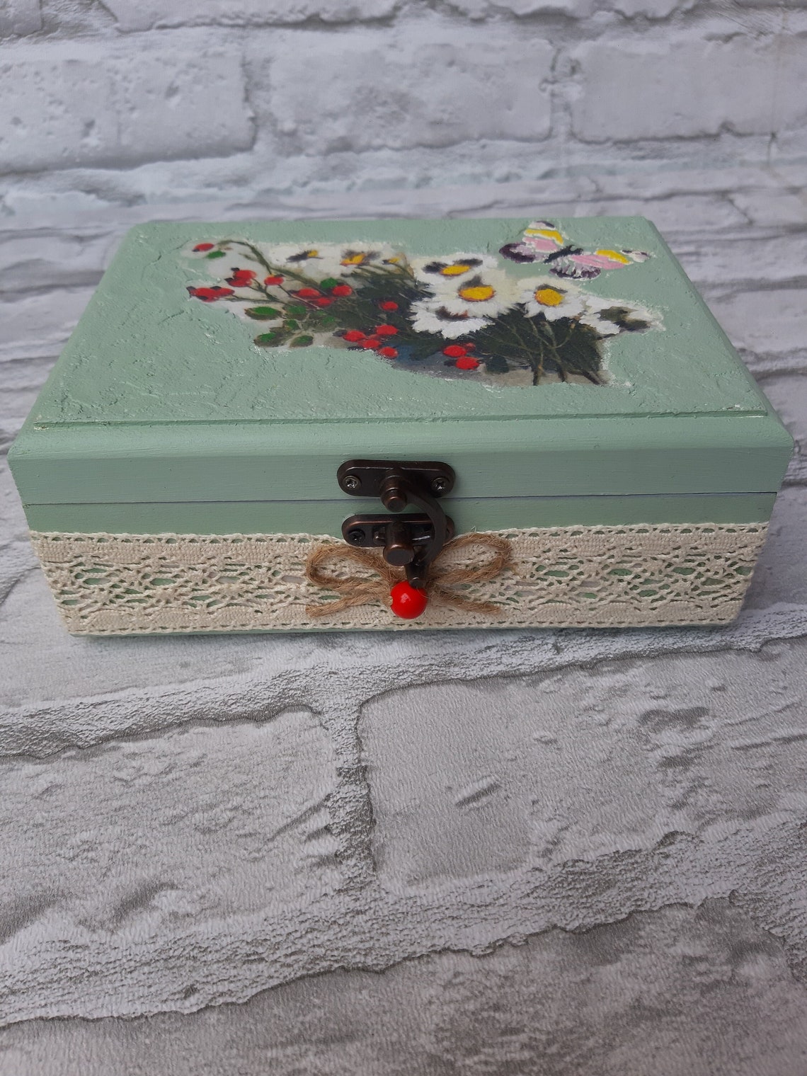 Jewelry Box. Souvenir Box. Embossed Box. Green Box. Wooden Box. A Box ...