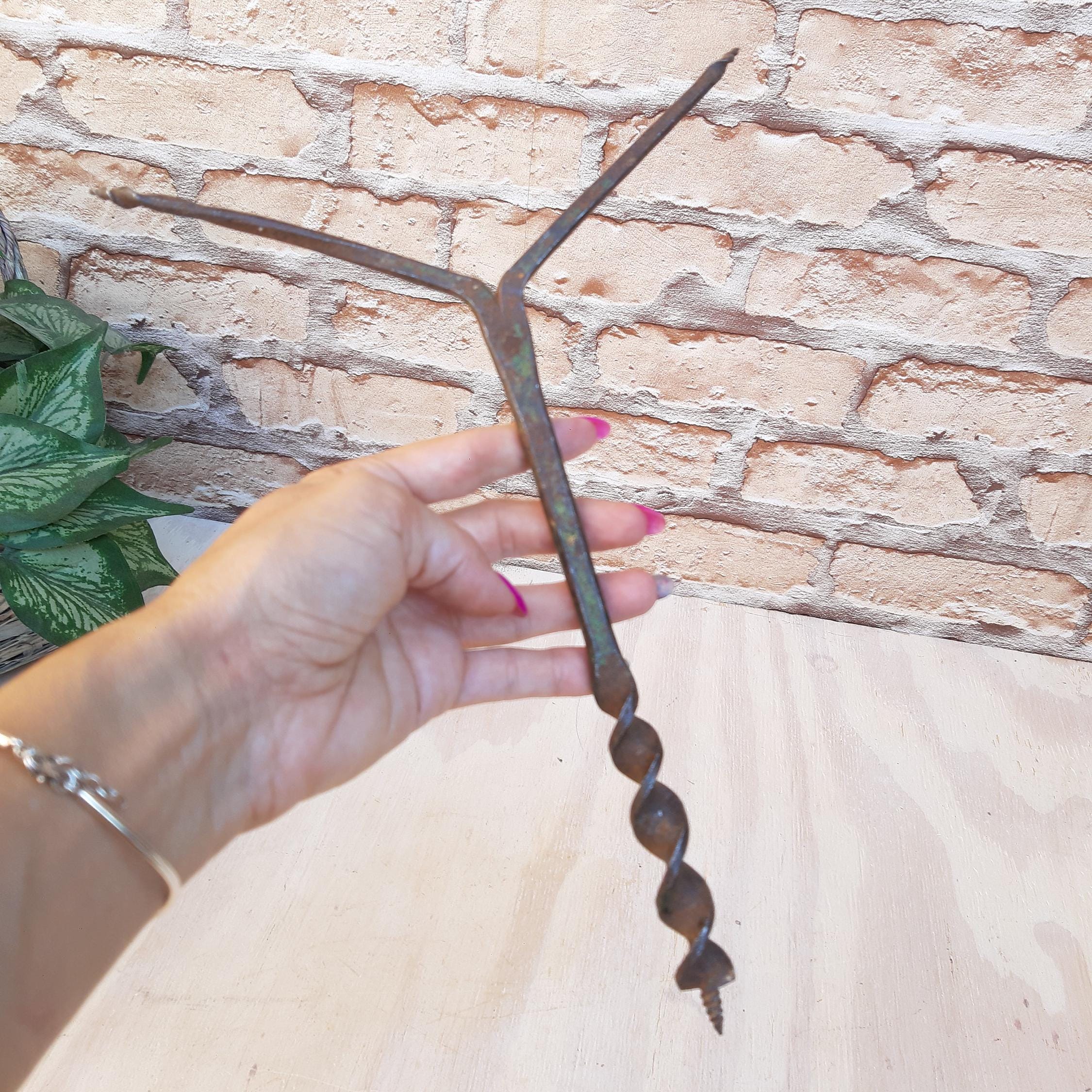 Vintage Drill Bit, Primitive Hole Tool, Rustic Hand Drill. - Etsy