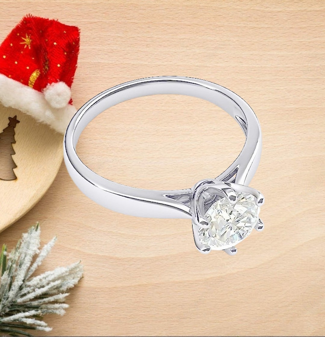 925 Sterling Silver Solitaire 7mm Lab Diamond Fake Engagement Ring ...