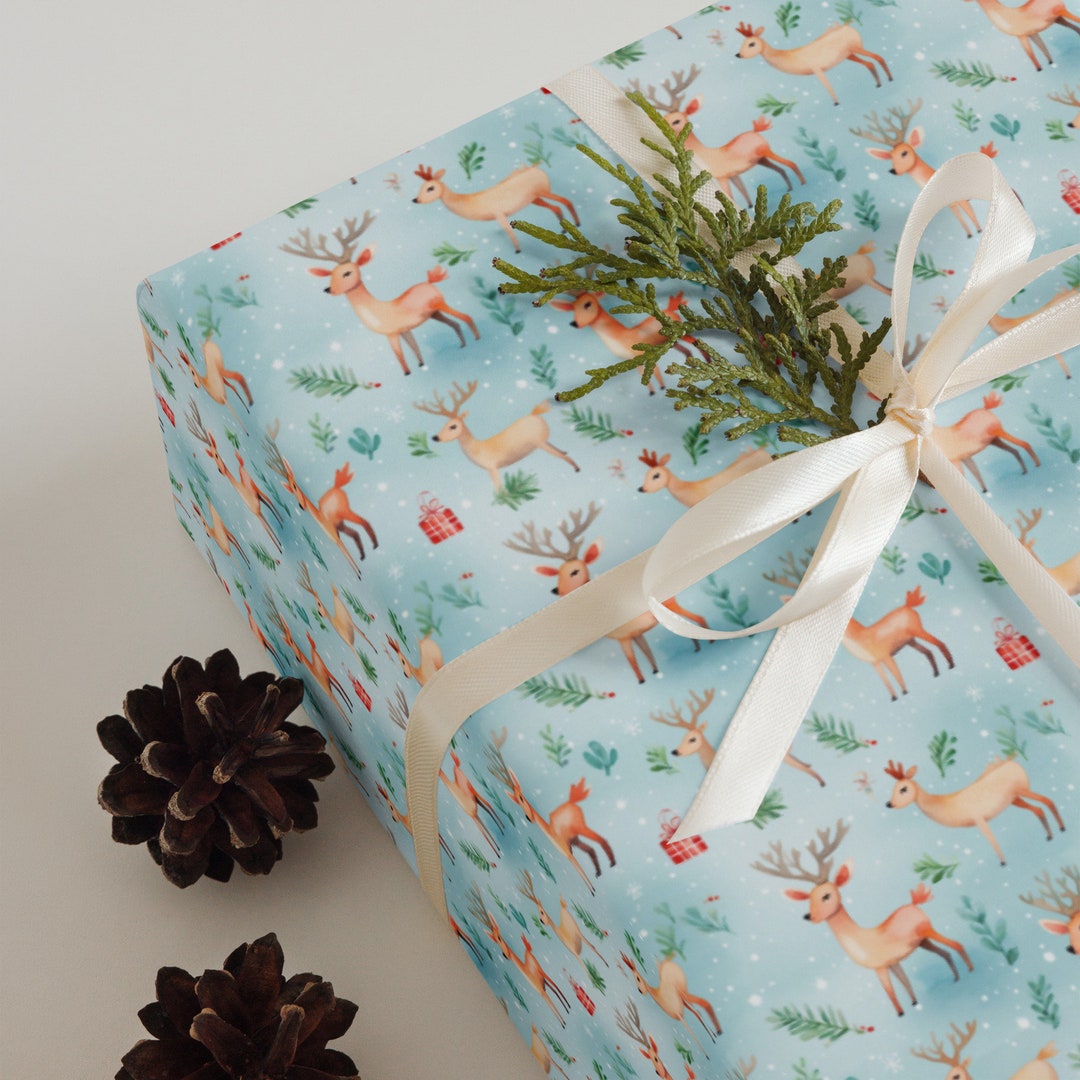 Reindeer Christmas Gift Wrap Sheets – Traditional Holiday Wrapping ...
