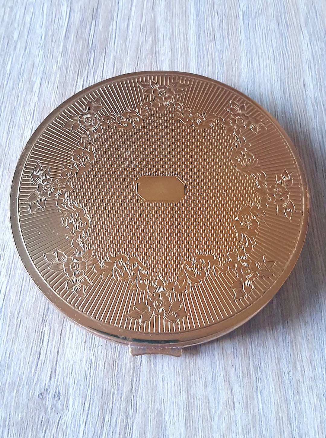 1950s MASCOT Goldtone Compact Powder Case - Etsy