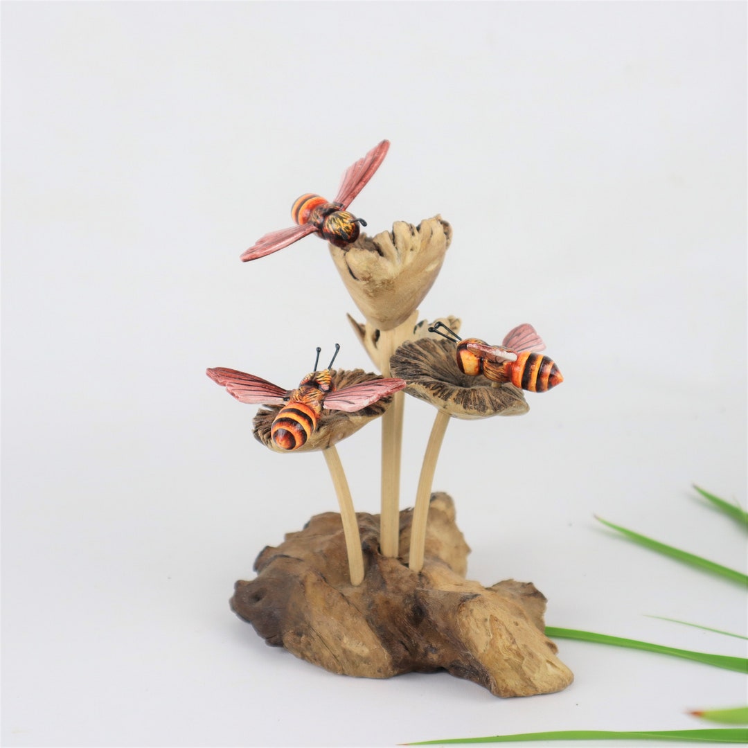Red Bee Sculpture, Painted Statue, Table Deco, Home Deco, Wood Carving ...