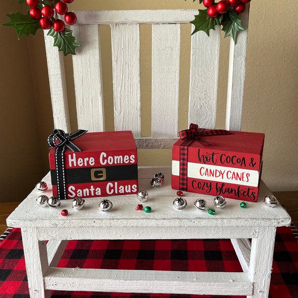 Christmas Book Stack - Etsy