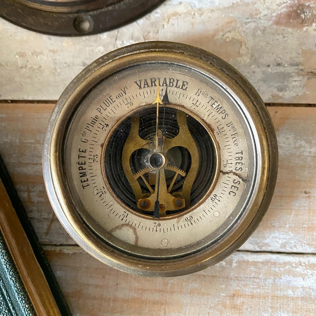 Old Aneroid Barometer in Wood and Brass, Old Aperiodic With Movable ...