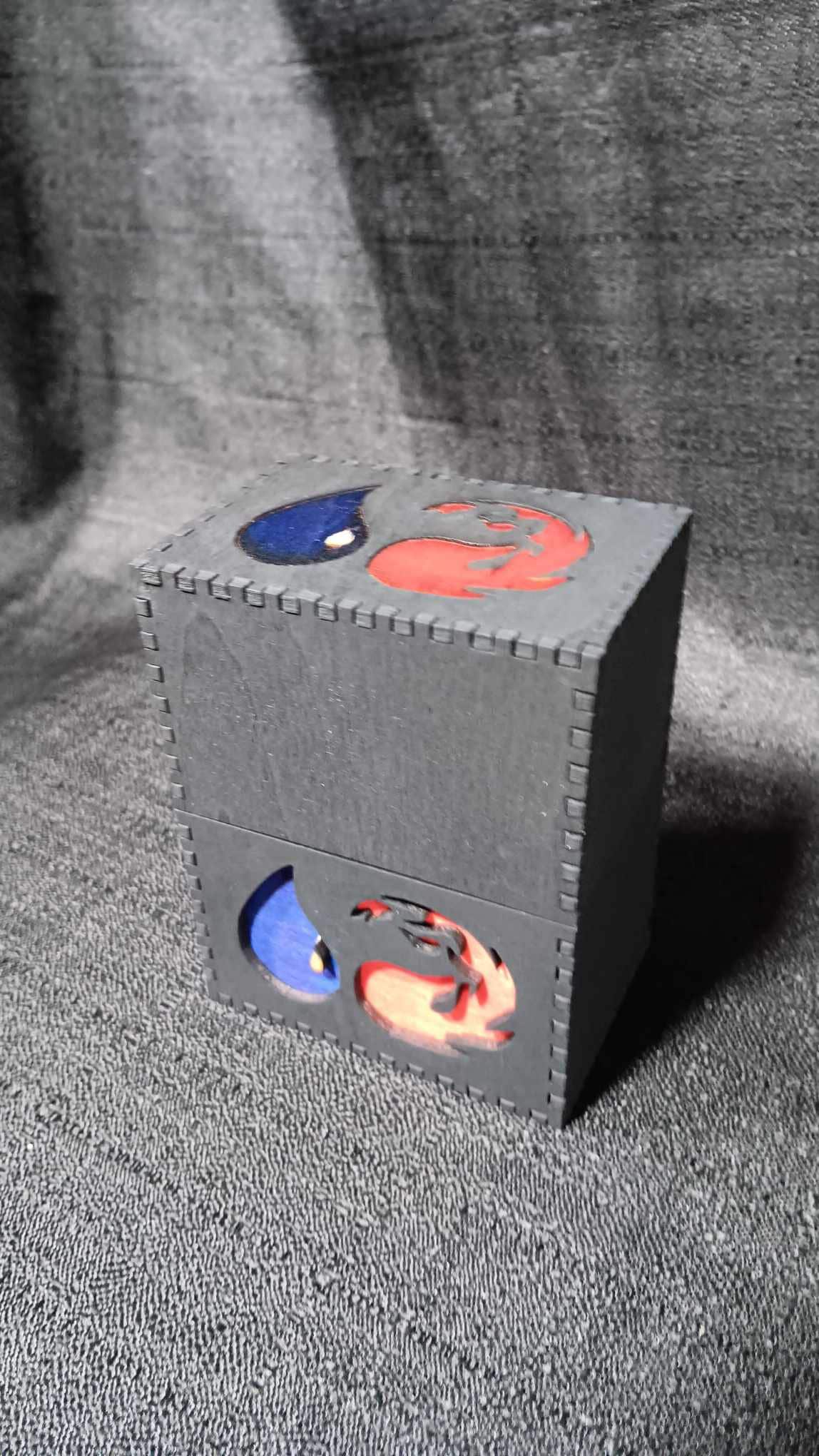 Customizable Laser-cut Trading Card Deck Boxes for 100 and 60 Cards ...
