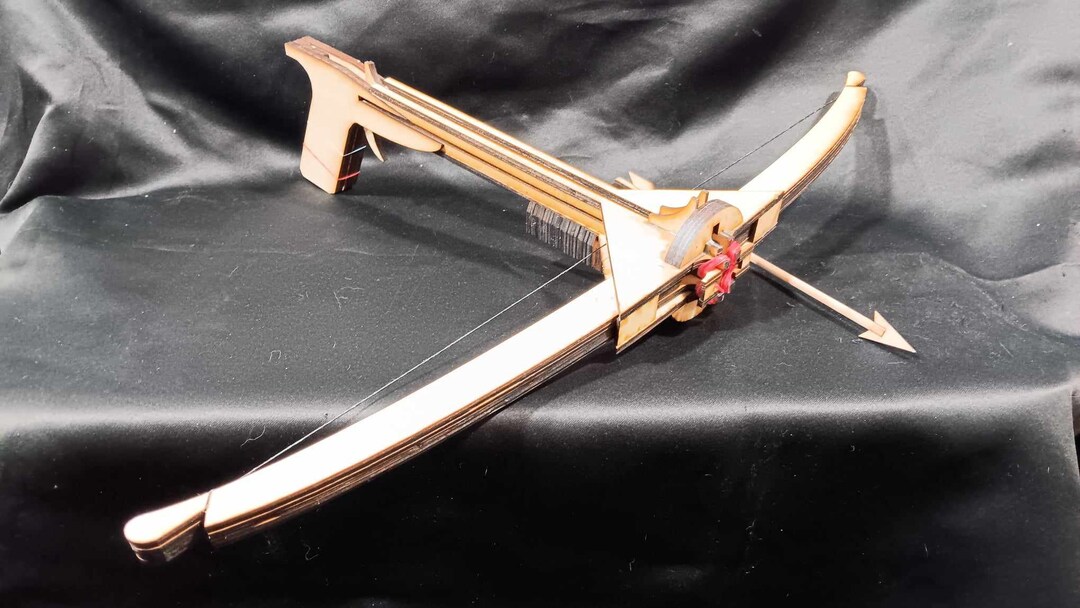 Lifesize Rubber Band Powered Toy and Cosplay Pistol Crossbow DIY ...