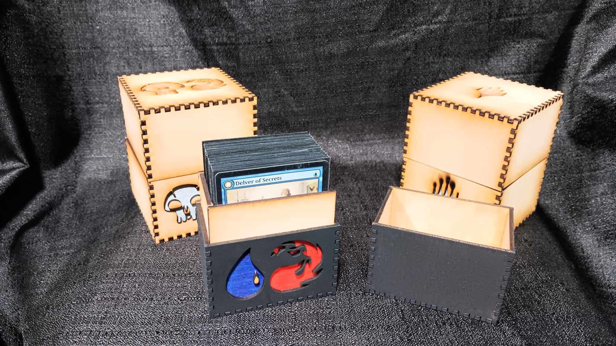 Customizable Laser-cut Trading Card Deck Boxes for 100 and 60 Cards ...