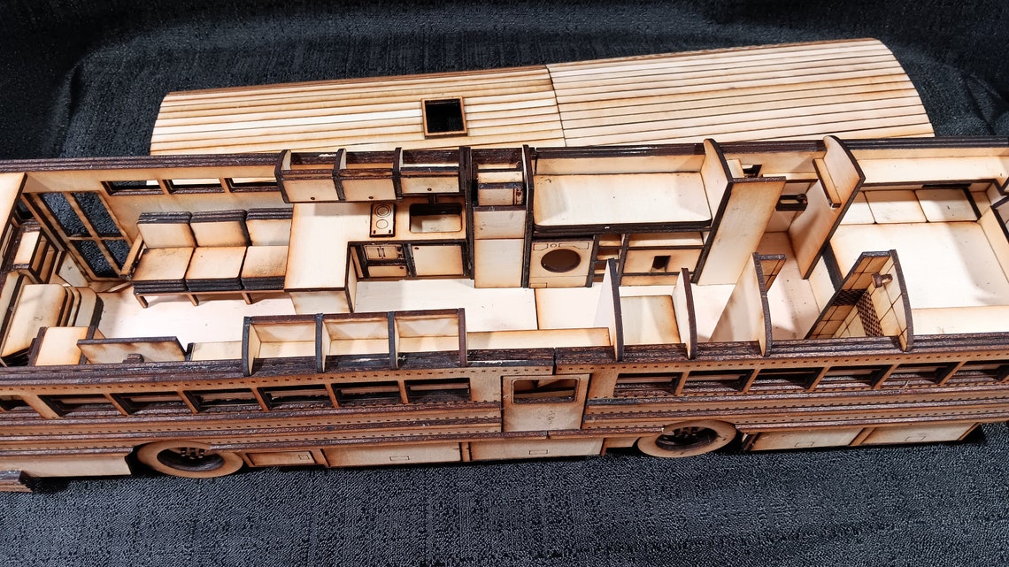 1:25 Scale 1989 International School Bus Skoolie Tiny Home RV ...