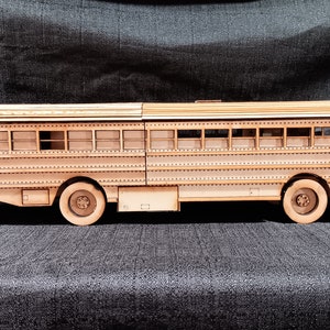 1:25 Scale 1989 International School Bus Skoolie Tiny Home RV ...