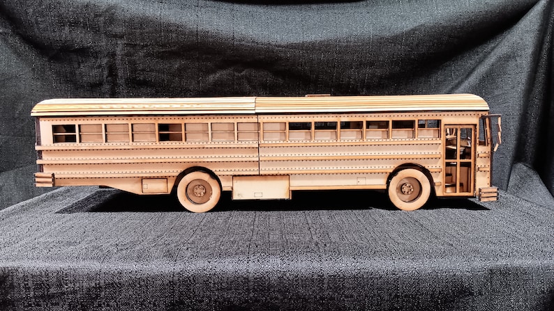 1:25 Scale 1989 International School Bus Skoolie Tiny Home RV ...
