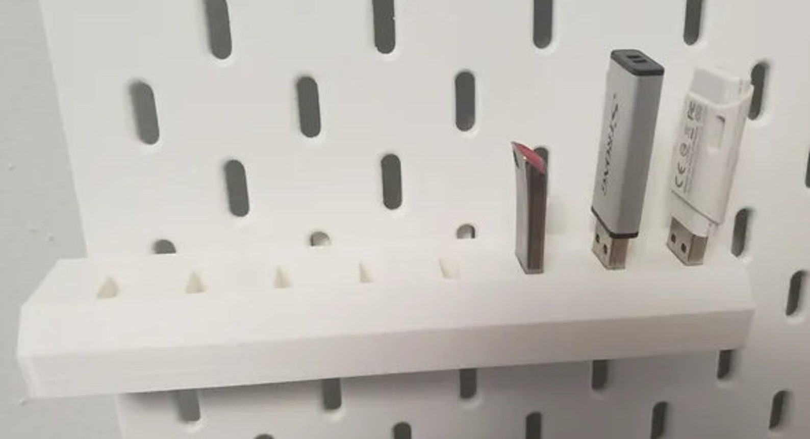 Ikea Skadis Flash Drive Holder/ Pegboard USB Holder - Etsy