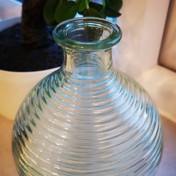 Ribbed Glass Vase - Etsy UK