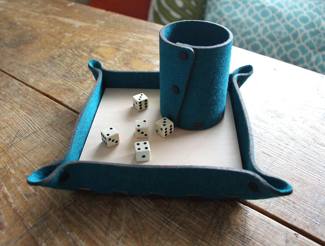 Felt Dice Cup and Tray Set for Yahtzee. Unique Tabletop Dice Gamers ...