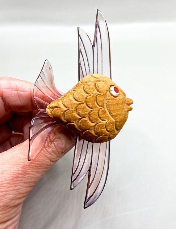 Vintage Carved Wood and Lucite Big Angel Fish Brooch … - Gem