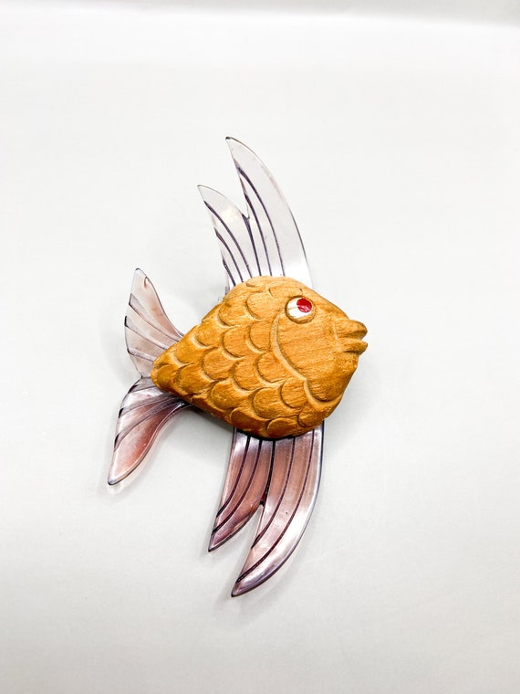 Vintage Carved Wood and Lucite Big Angel Fish Brooch … - Gem