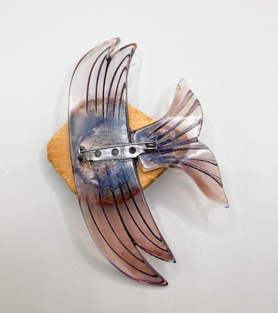 Vintage Carved Wood and Lucite Big Angel Fish Brooch … - Gem