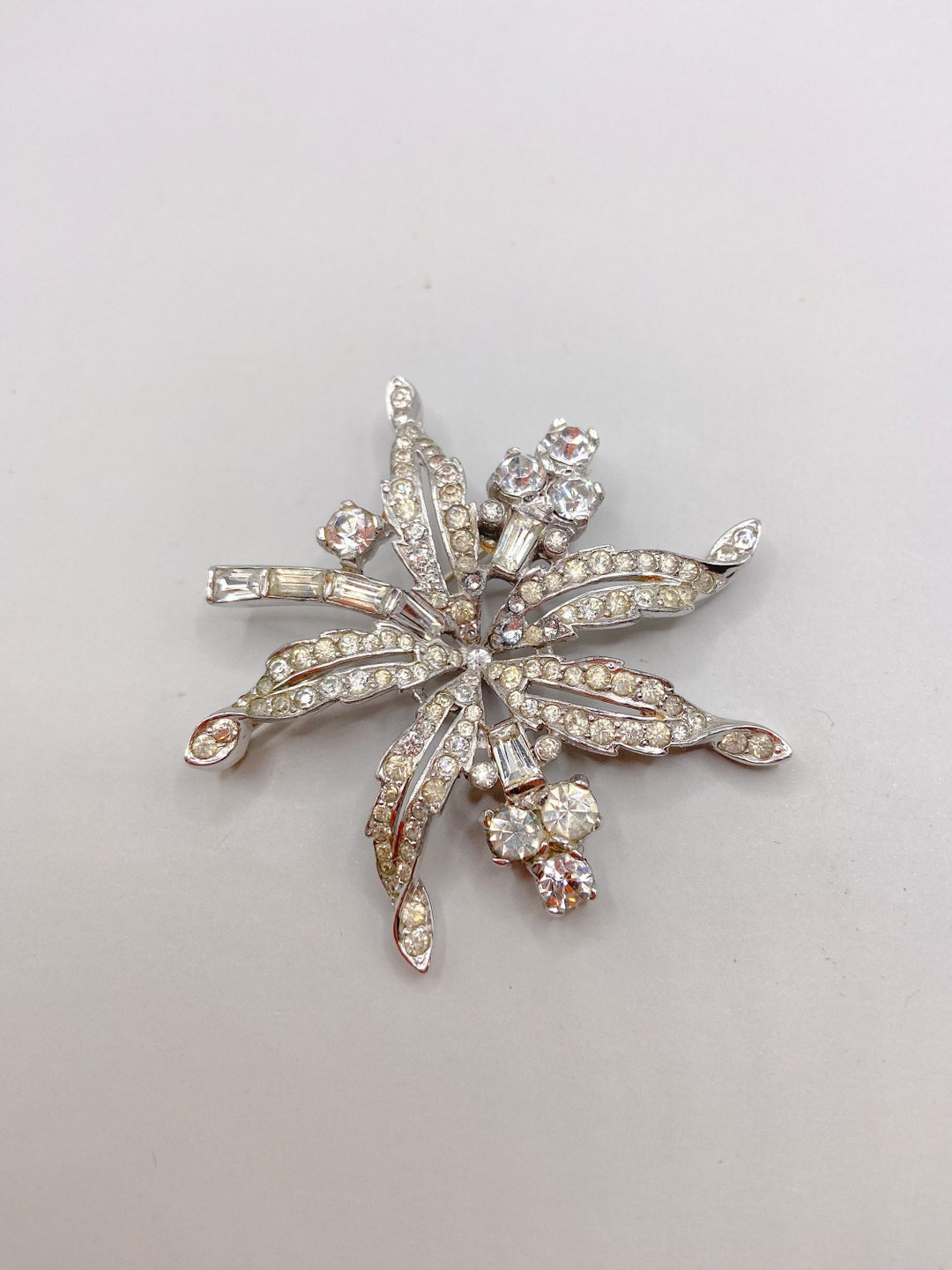 Vintage Mazer Bros Silver Tone and Clear Rhinestones Leaf Brooch 1940-s ...