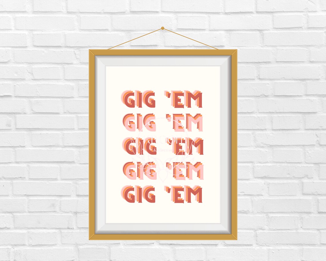 Retro Peachy Gig 'em Aggies Graphic Art - Digital Download, Printable ...