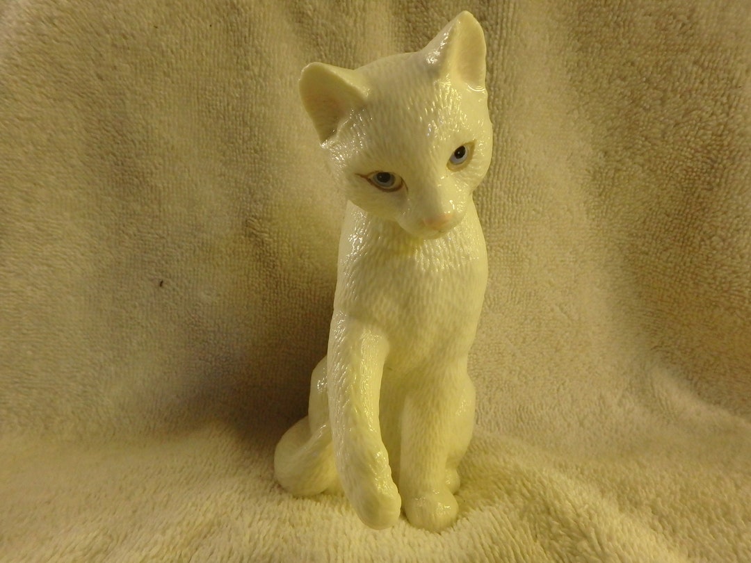 Lenox Porcelain Cat "perfect Princess", Small 5" Wide by 4" Tall - Etsy