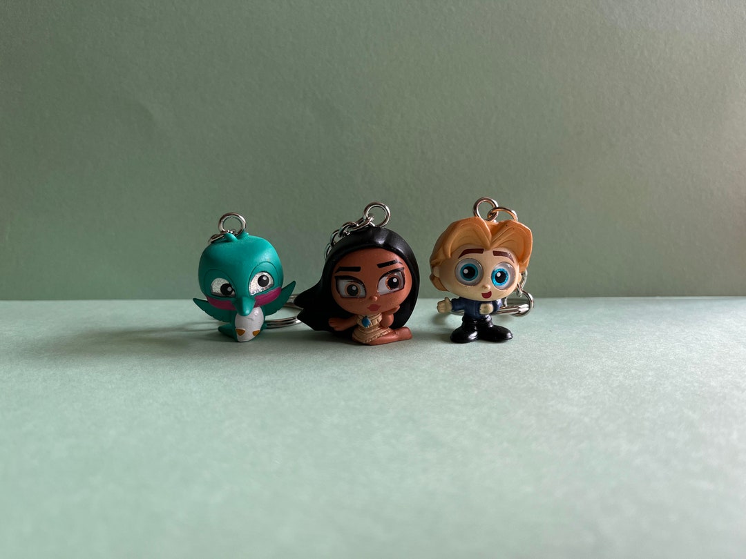 Pocahontas - Disney Doorable Keychains - Etsy