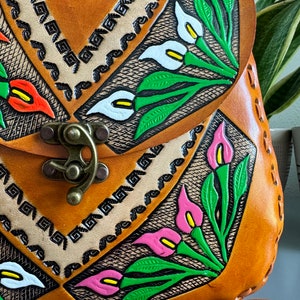 Large Leather Hand-tooled Embossed Mexican Peace Lily Floral Purse ...