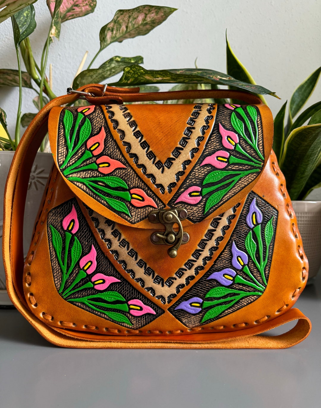 Large Leather Hand-tooled Embossed Mexican Peace Lily Floral Purse ...