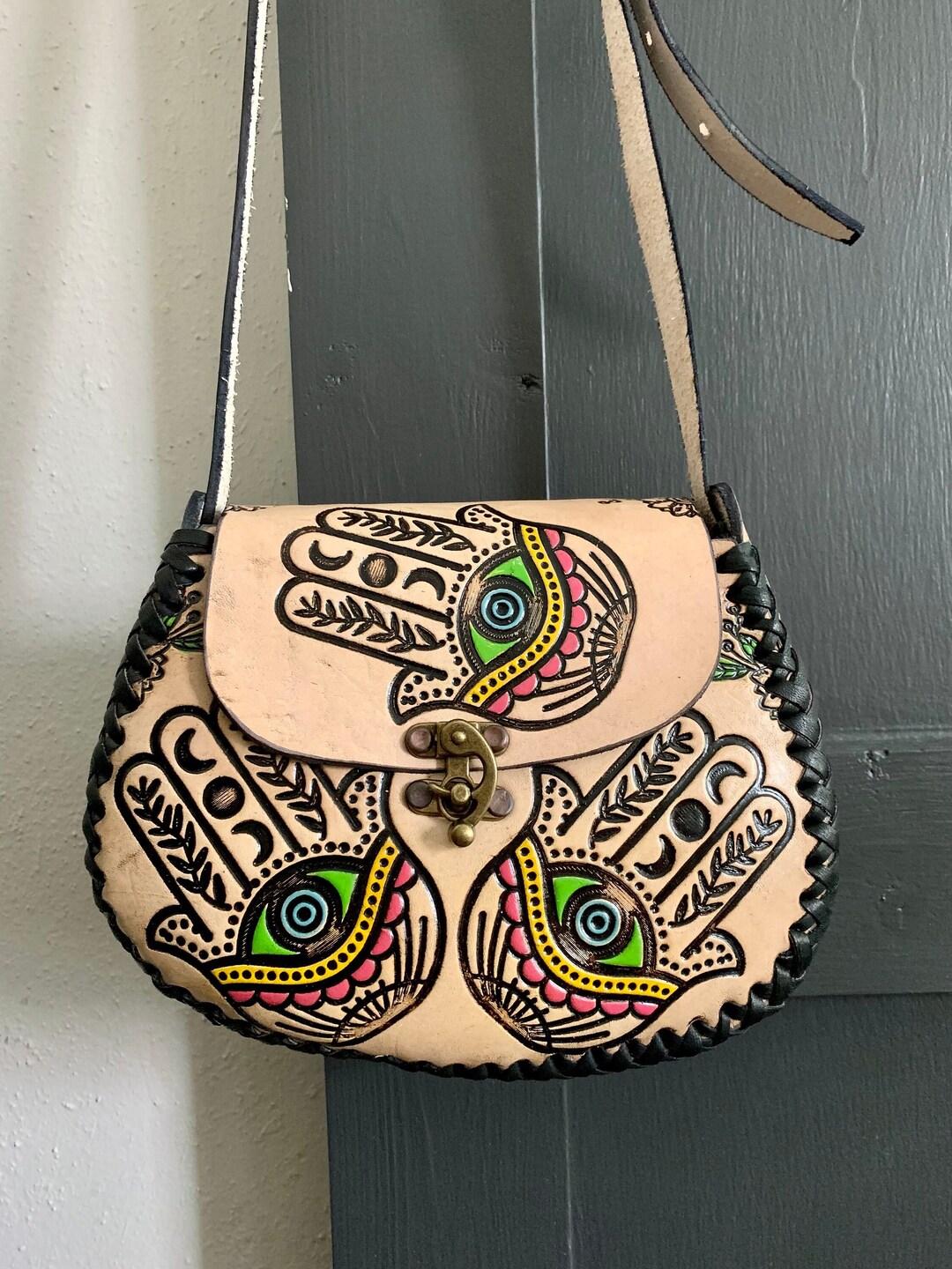 Hand-tooled Embossed Mexican Leather Floral Purse, Hand of Fatima ...