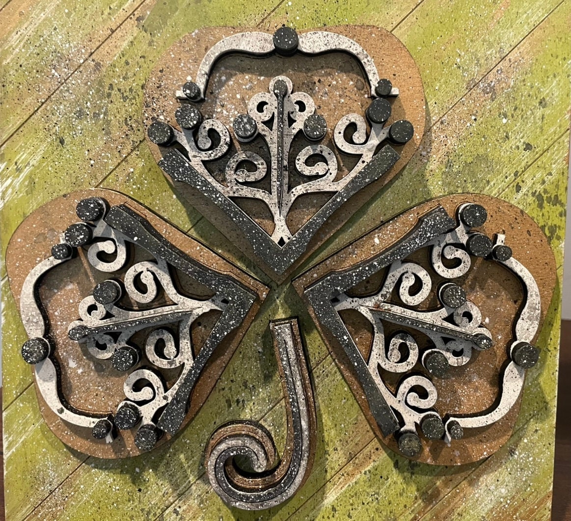 Vintage Spindle Clovers/svg Digital Download File/small on - Etsy