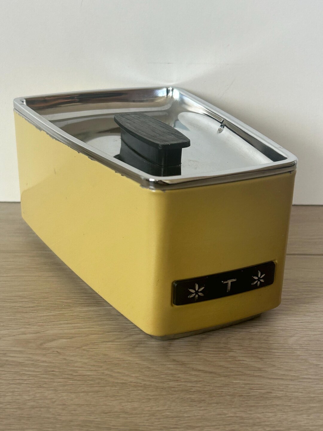 1960s MCM Tea Canister, GSW, Canadian Made, Trapezoid/trapezium Shape ...