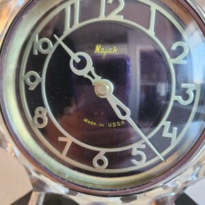 MCM Mechanical Glass Mantle Clock, Majak Desk Clock, Bakelite Base ...