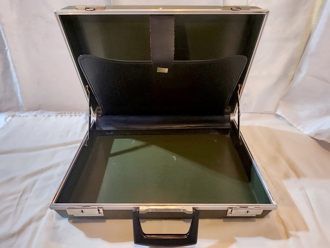 Vintage Hard-shell Briefcase, 1970s Attache Case, Green Molded Plastic ...