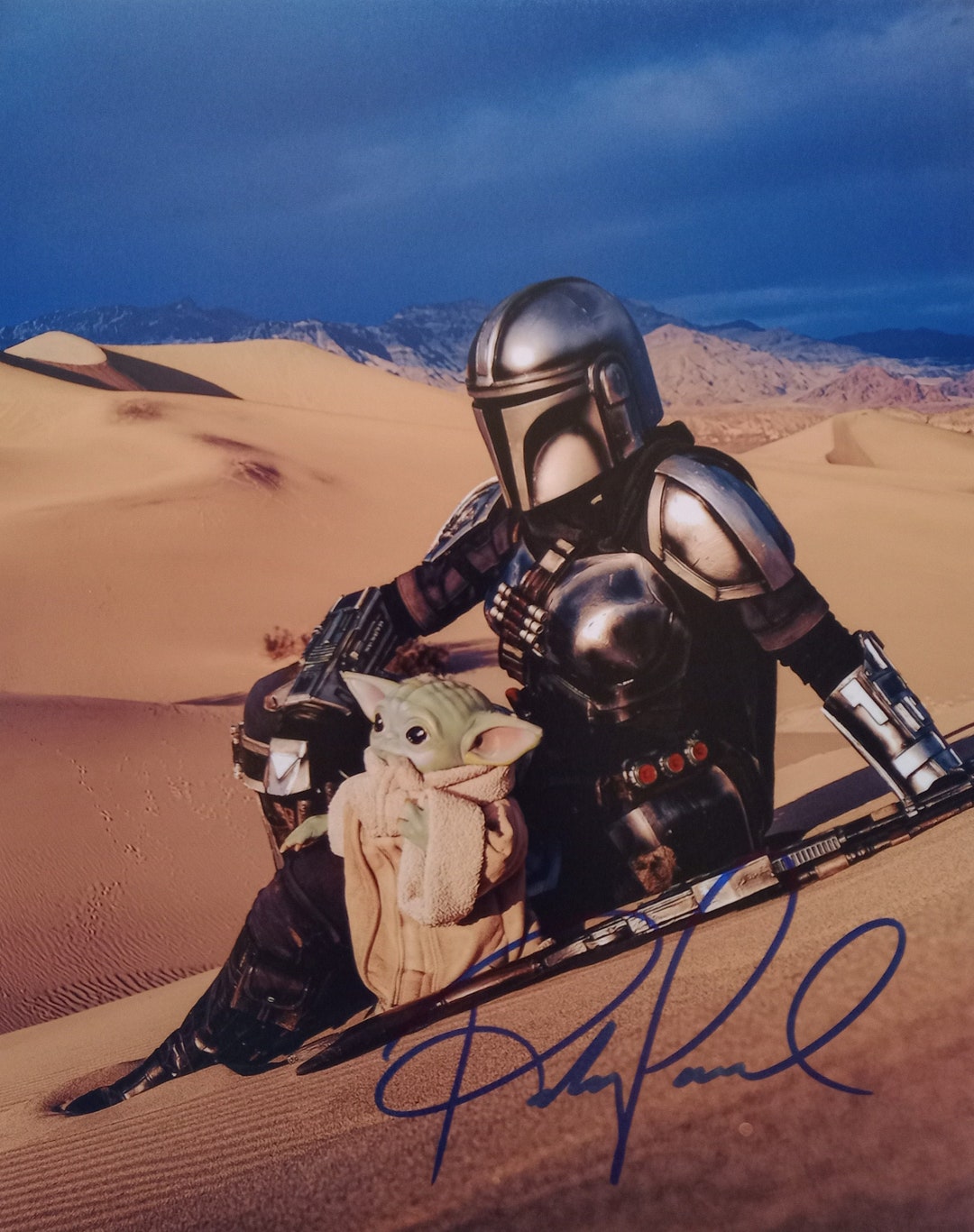 Pedro Pascal Signed 8x10 Photo (11x14 Display Mat) Authentic Autograph ...