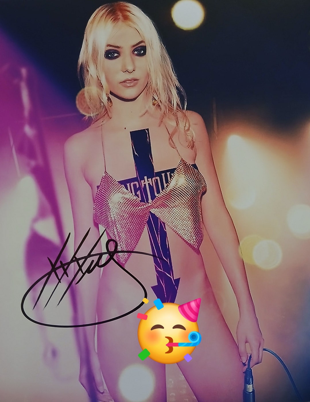 Taylor Momsen Signed 8x10 Photo Authentic Autograph W/ A1COA - Etsy